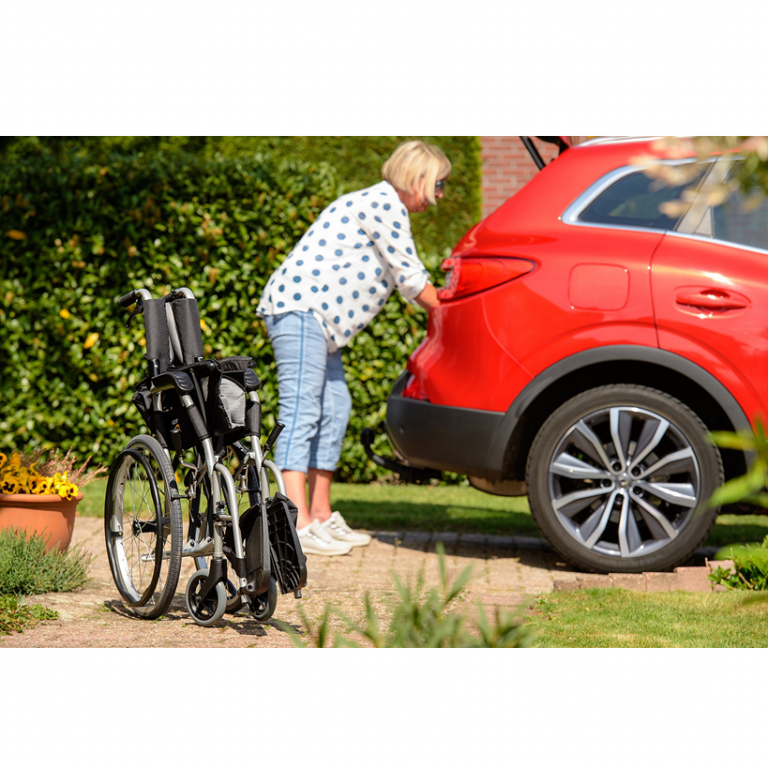 Karma Ergo Light 2 Ultra Leichtgewichtsrollstuhl scherervital Ihr ...